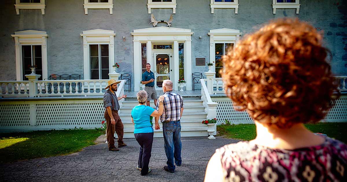 Visitor Guidelines - Manoir Papineau National Historic Site