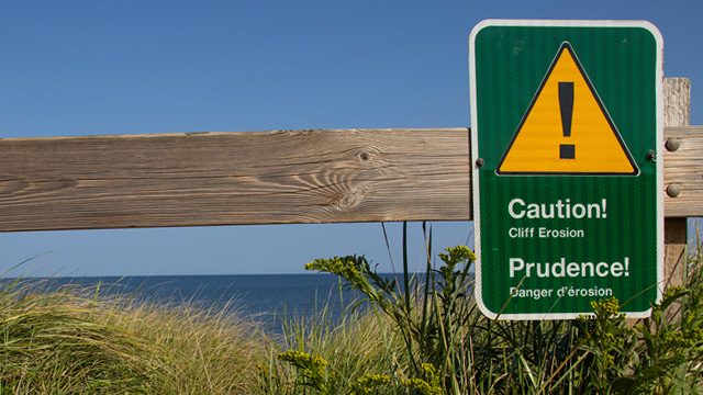 Sandstone cliffs in PEI National Park - Prince Edward Island National Park